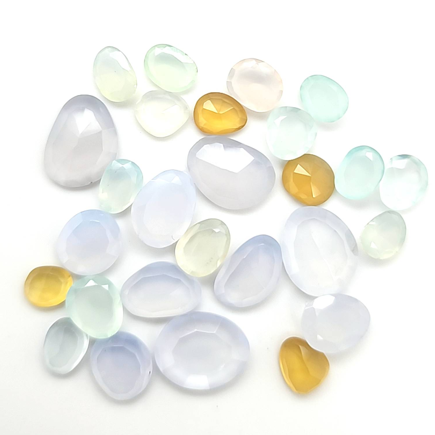 Chalcedony Flat Cut – Ajanta Afrika